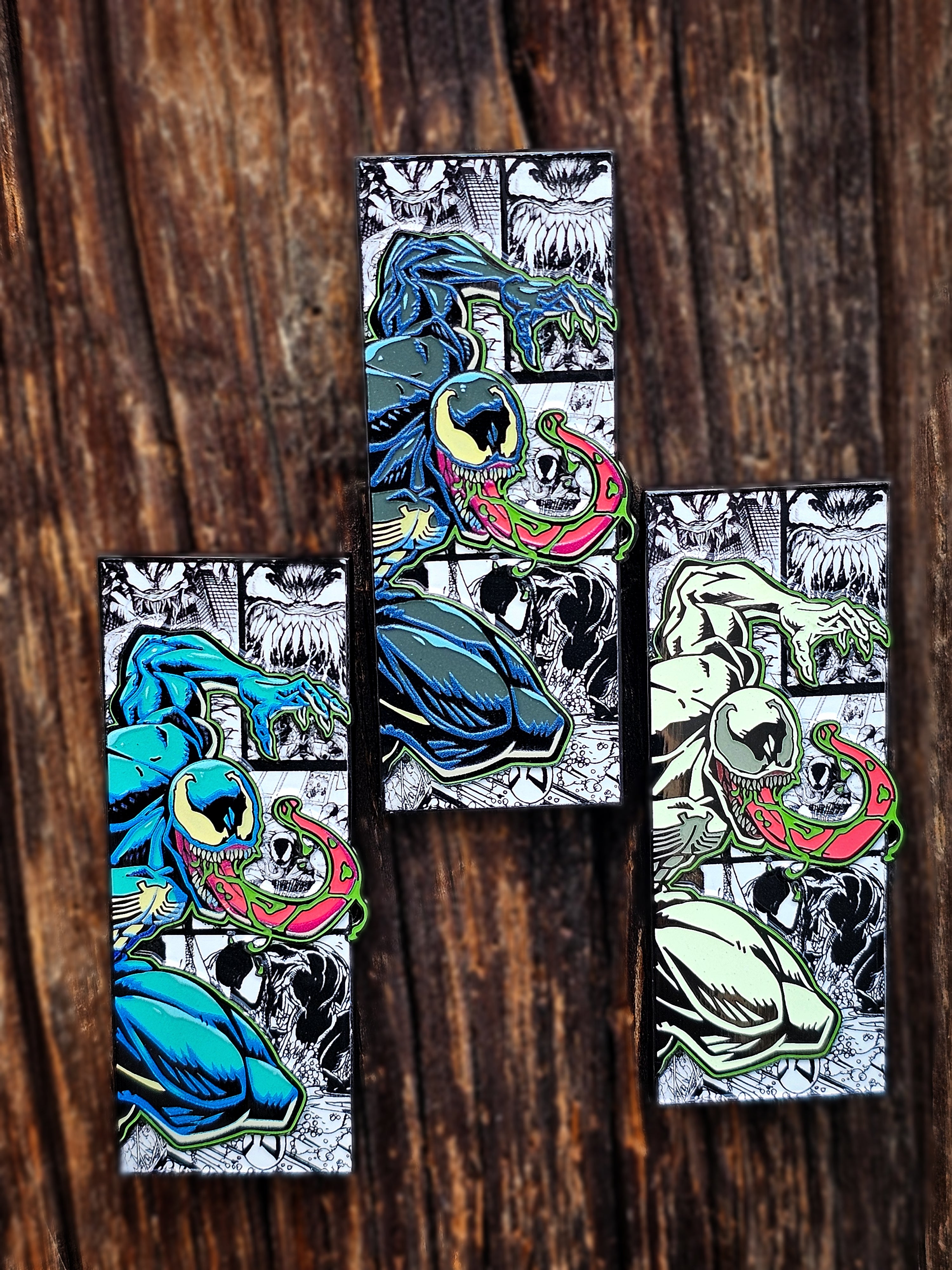 Symbiote Comic strip Enamel Pins – Mischief pins